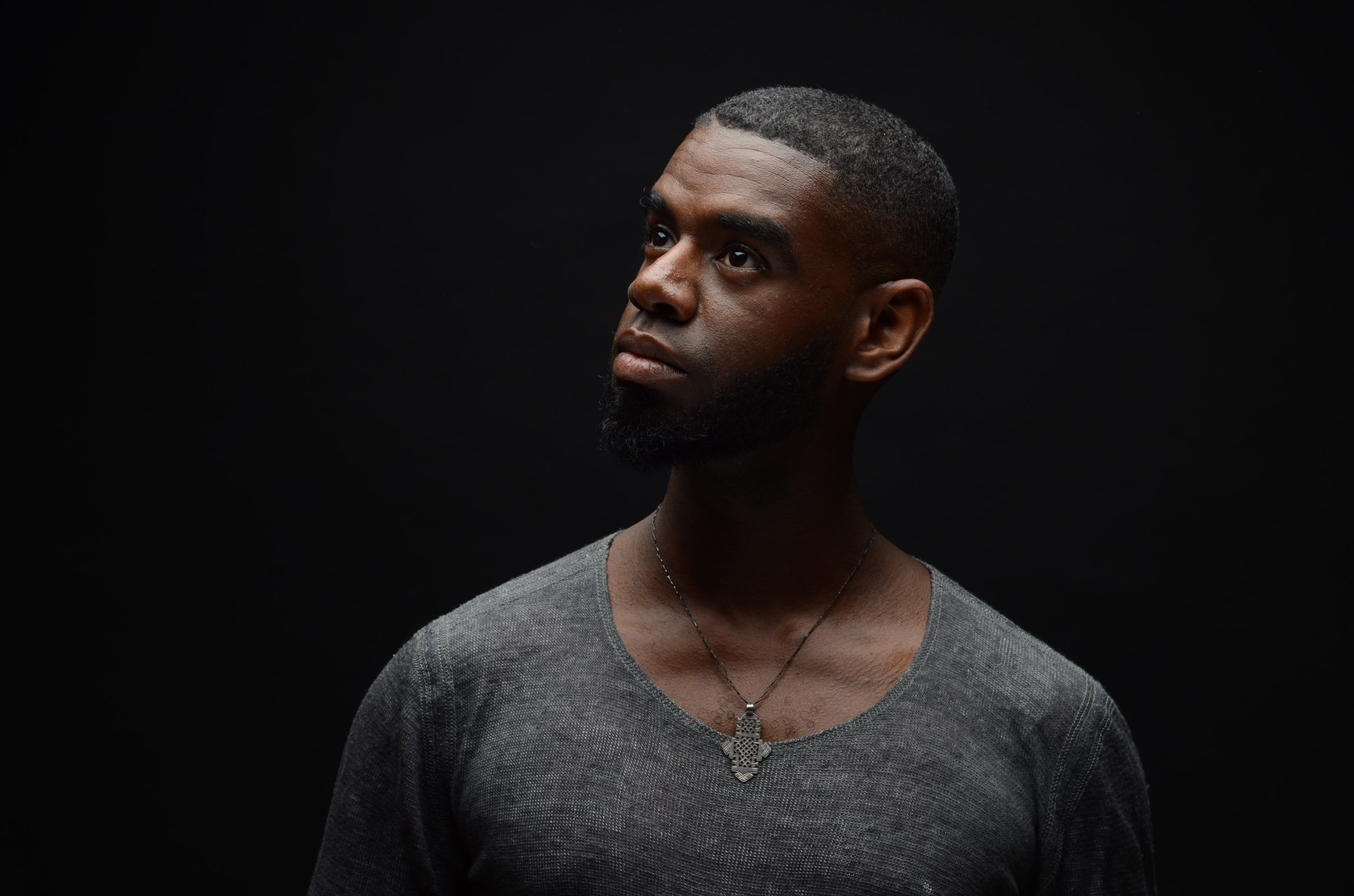 Ki is valójában Johnny K. Palmer? Most megtudhatjátok, éljen az interjú ...